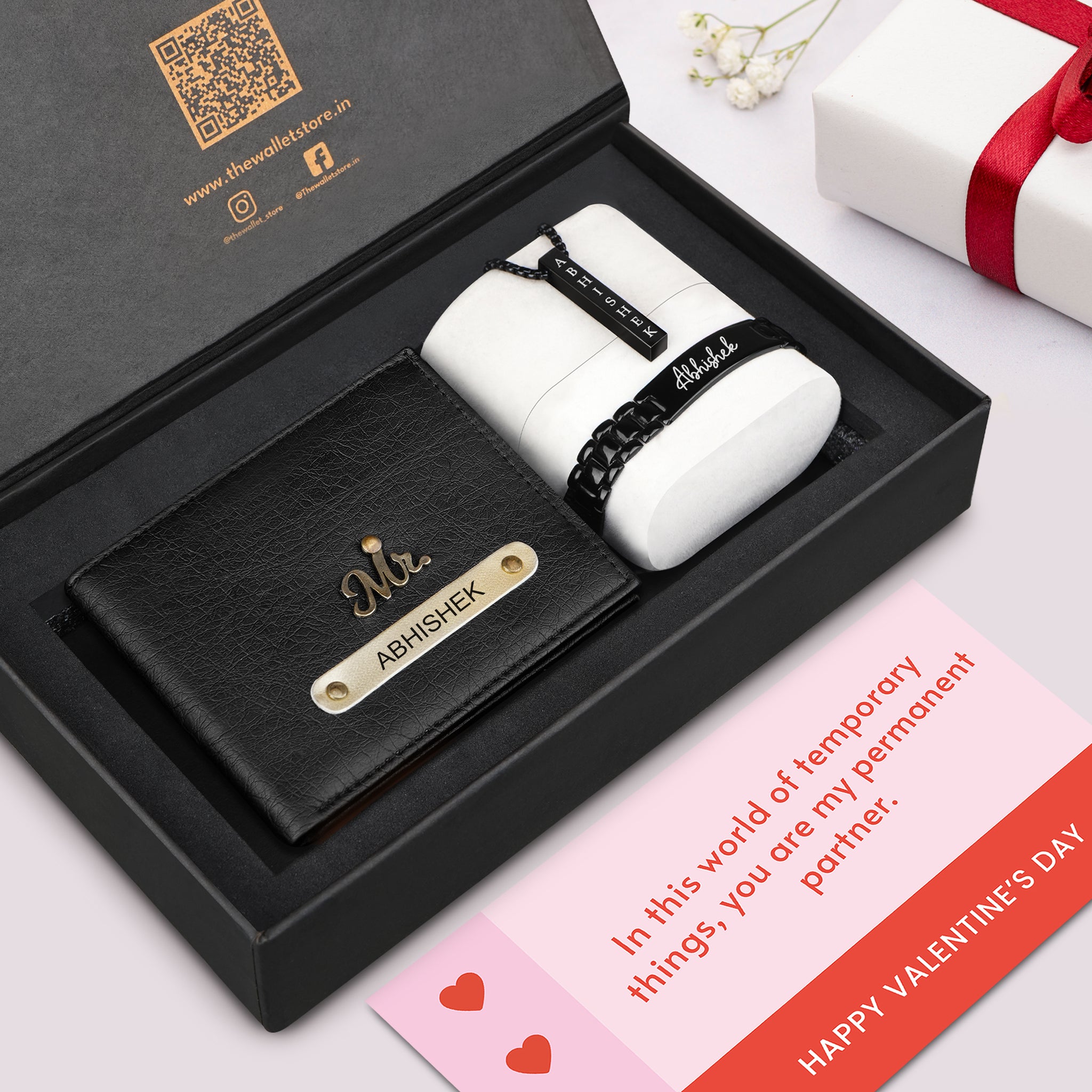 Personalized Modern Man Wallet, Necklace & Bracelet Gift Set