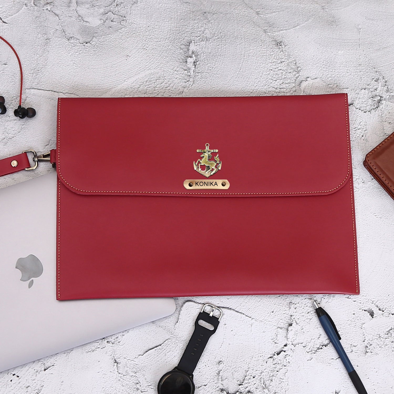 Personalized Laptop Sleeve With Name & Charm in Red