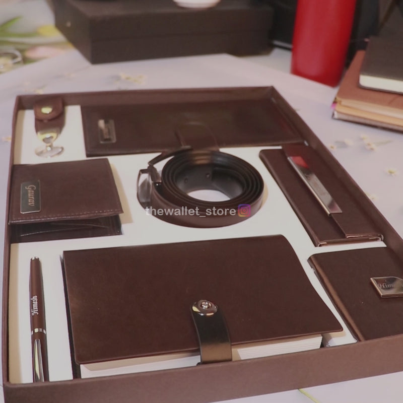 Personalized 8-in-1 Daily-Utility Gift Set for Men