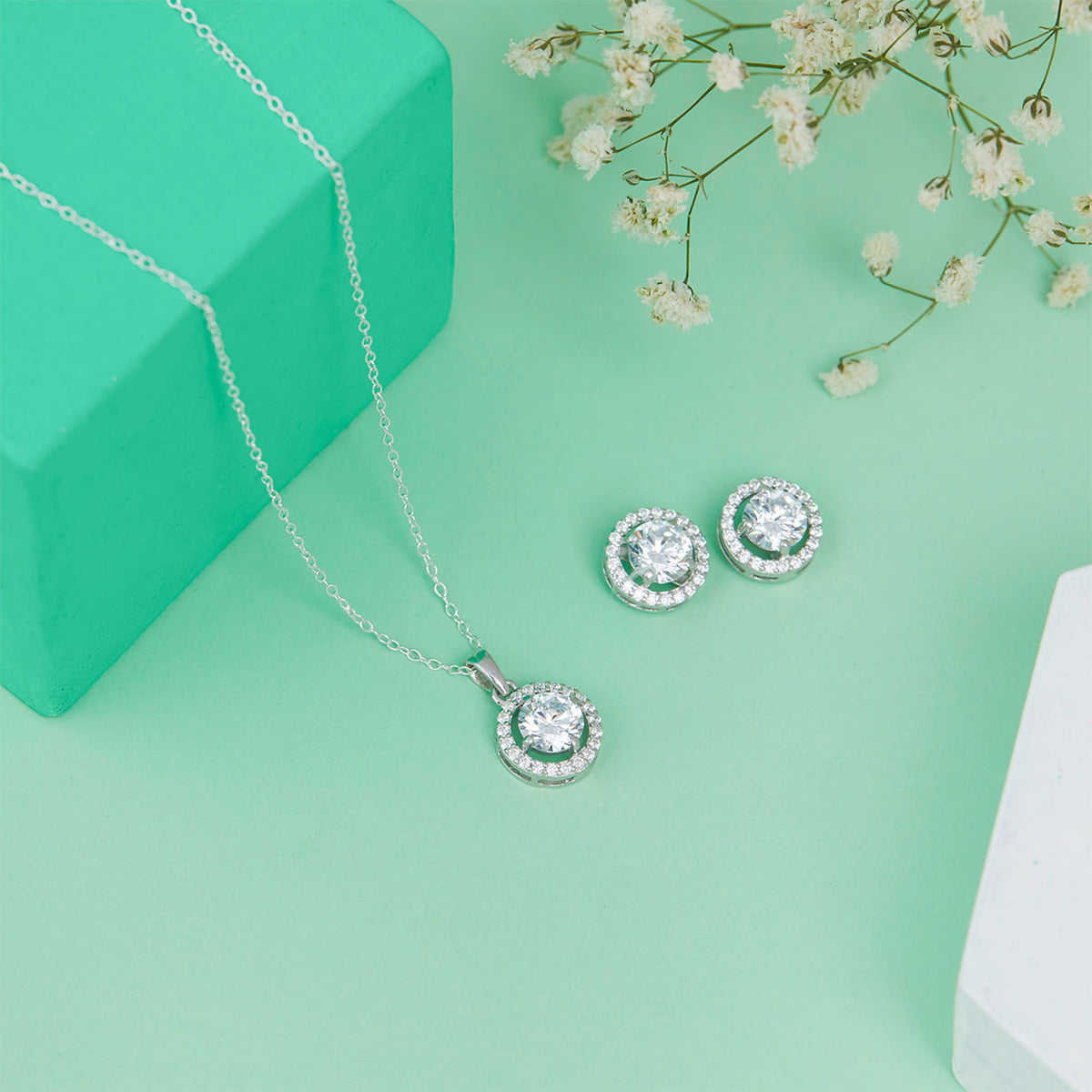 Mary Silver Classic Halo Pendant Set for Women